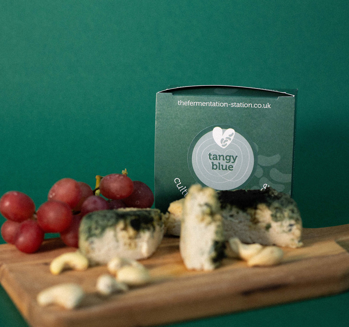 Tangy Blue Cultured Cashew Cheese – The Fermentation Station UK